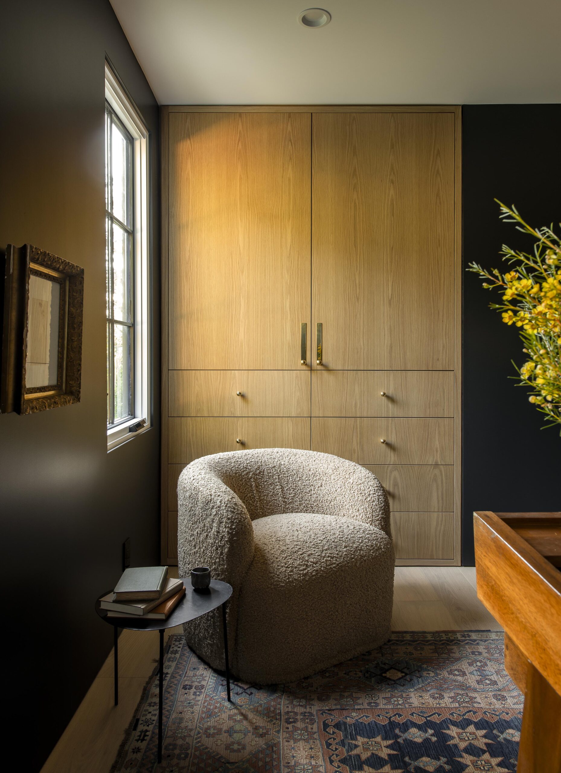 3378 Canton Lane, Studio City - The Dinsky Team